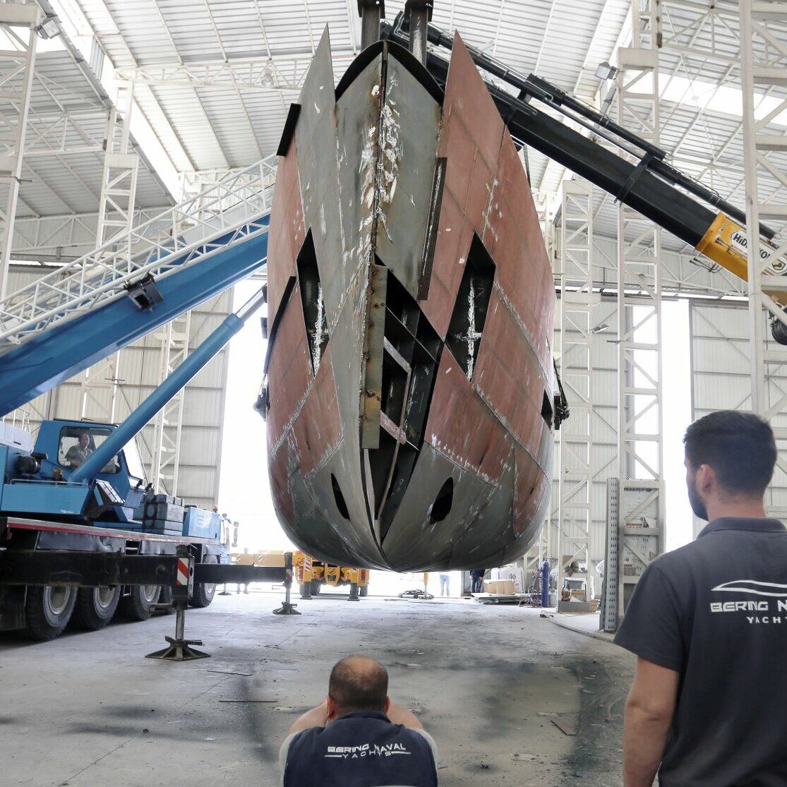 Successful hull turning Bering 70 | Bering 78 Shallow Draft Explorer