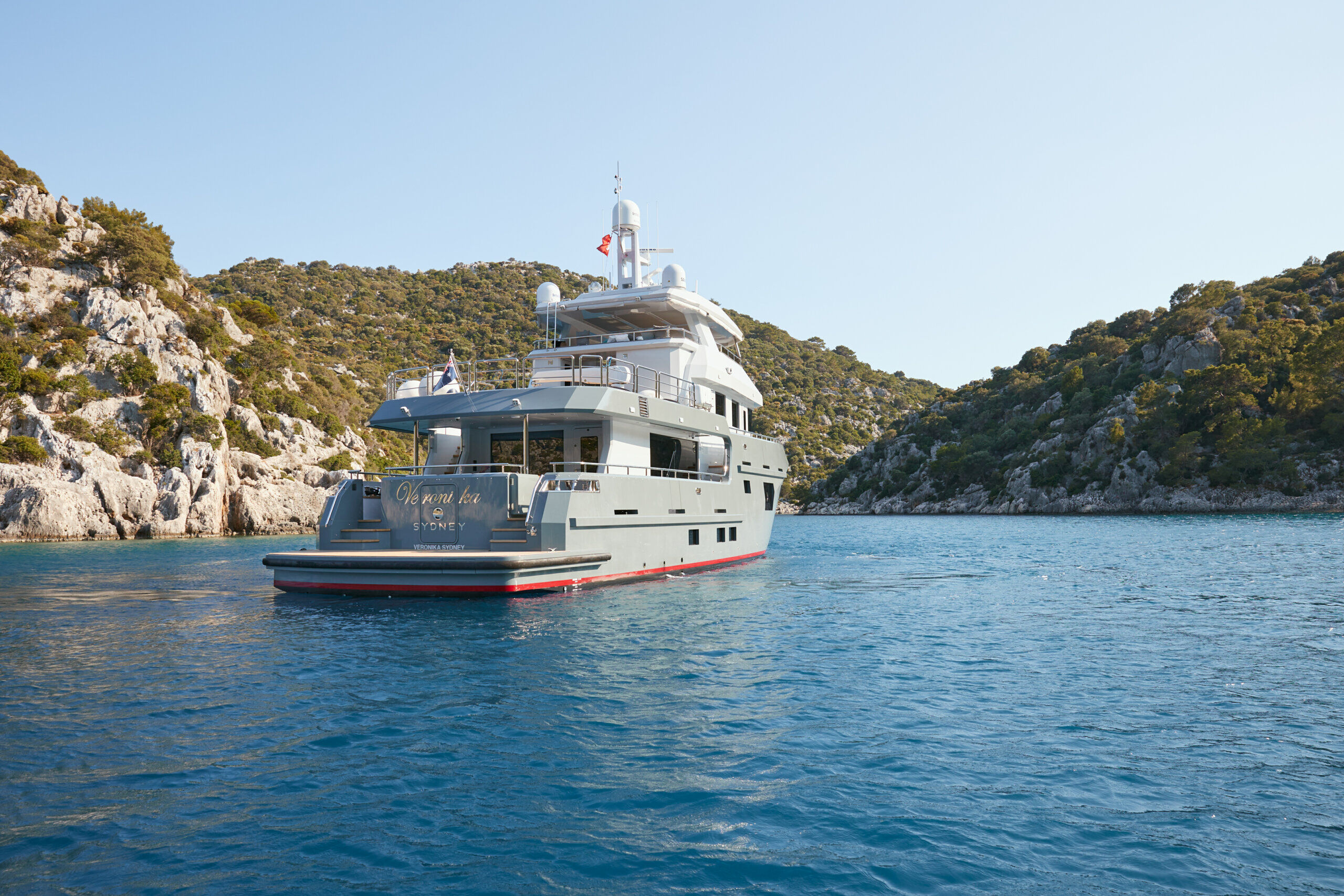 Bering 77 Expedition Yacht | Bering Yachts