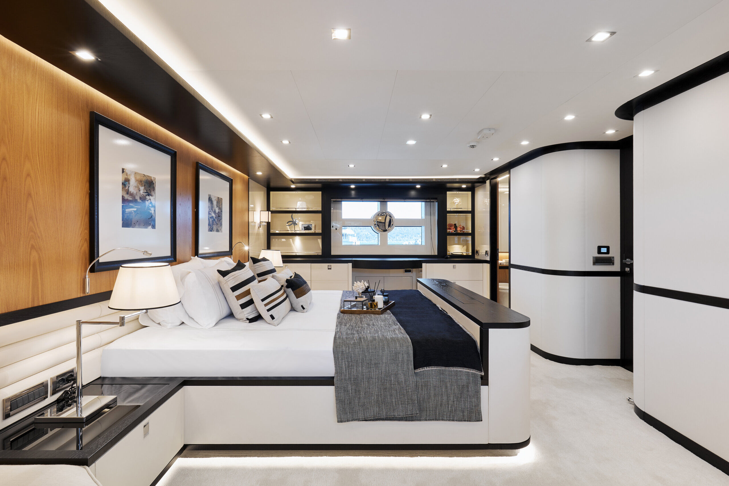 Under-24 meter steel displacement Yacht B77 | Bering Yachts