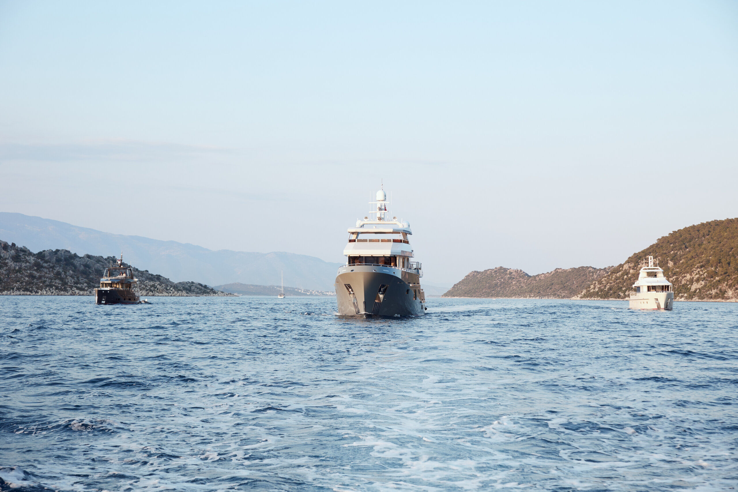 Bering 77 Expedition Yacht | Bering Yachts