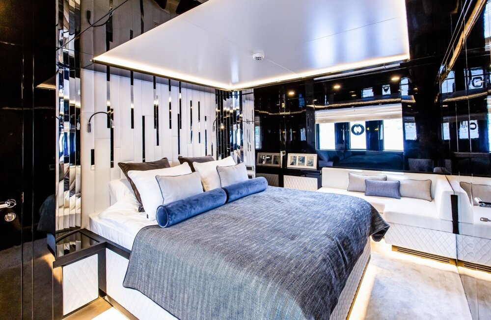 Bering Fleet steel expedition superyachts | Bering Yachts
