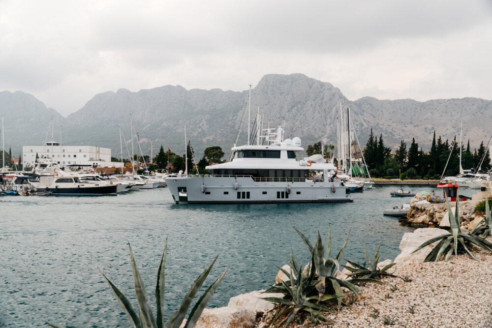 Bering Fleet steel expedition superyachts | Bering Yachts