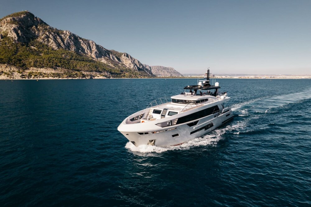 Bering Fleet steel expedition superyachts | Bering Yachts